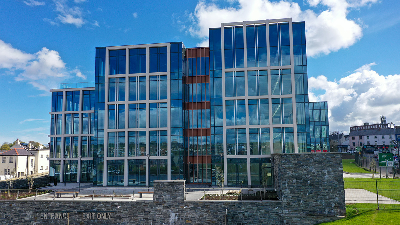 Ebrington Plaza, Derry/Londonderry - Lambert Smith Hampton